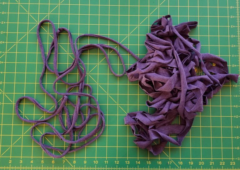 Weaving on the Potholder Loom – Yarns from the Lake