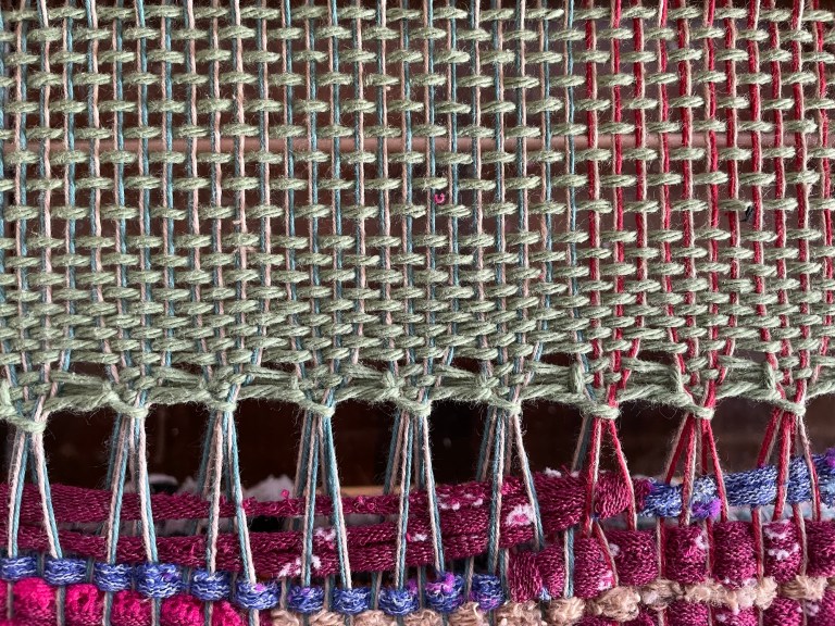 Structo Artcraft Loom – Yarns from the Lake