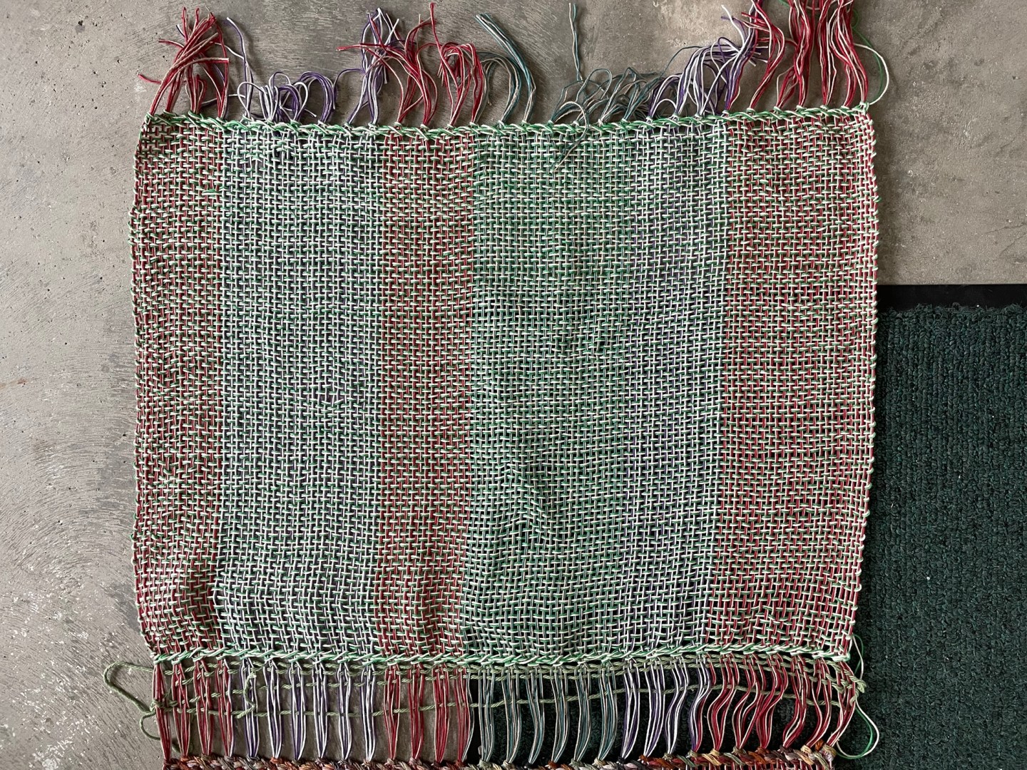 Structo Artcraft Loom – Yarns from the Lake